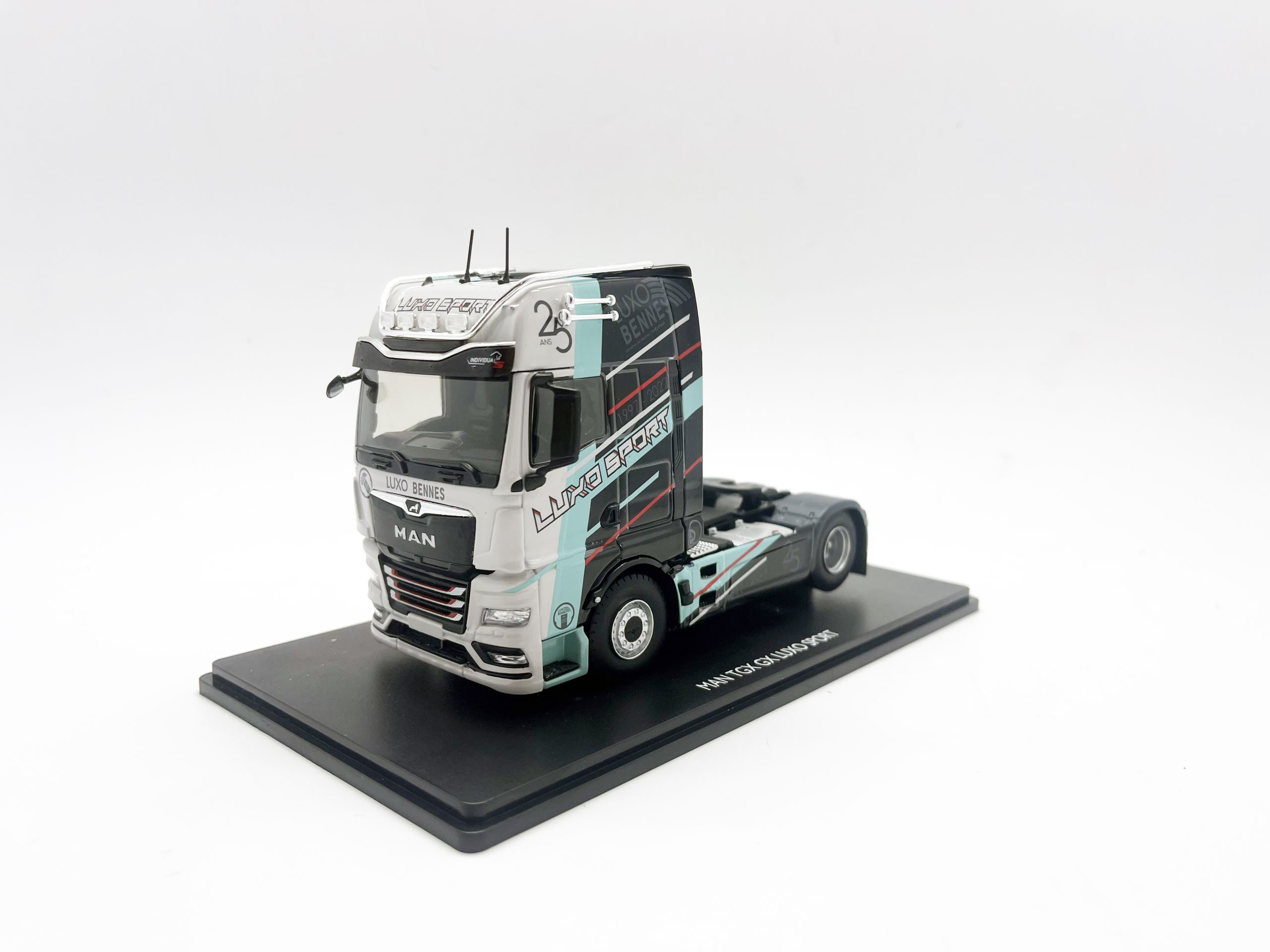 TRACTEUR MAN TGX GX LUXO SPORT - Eligor