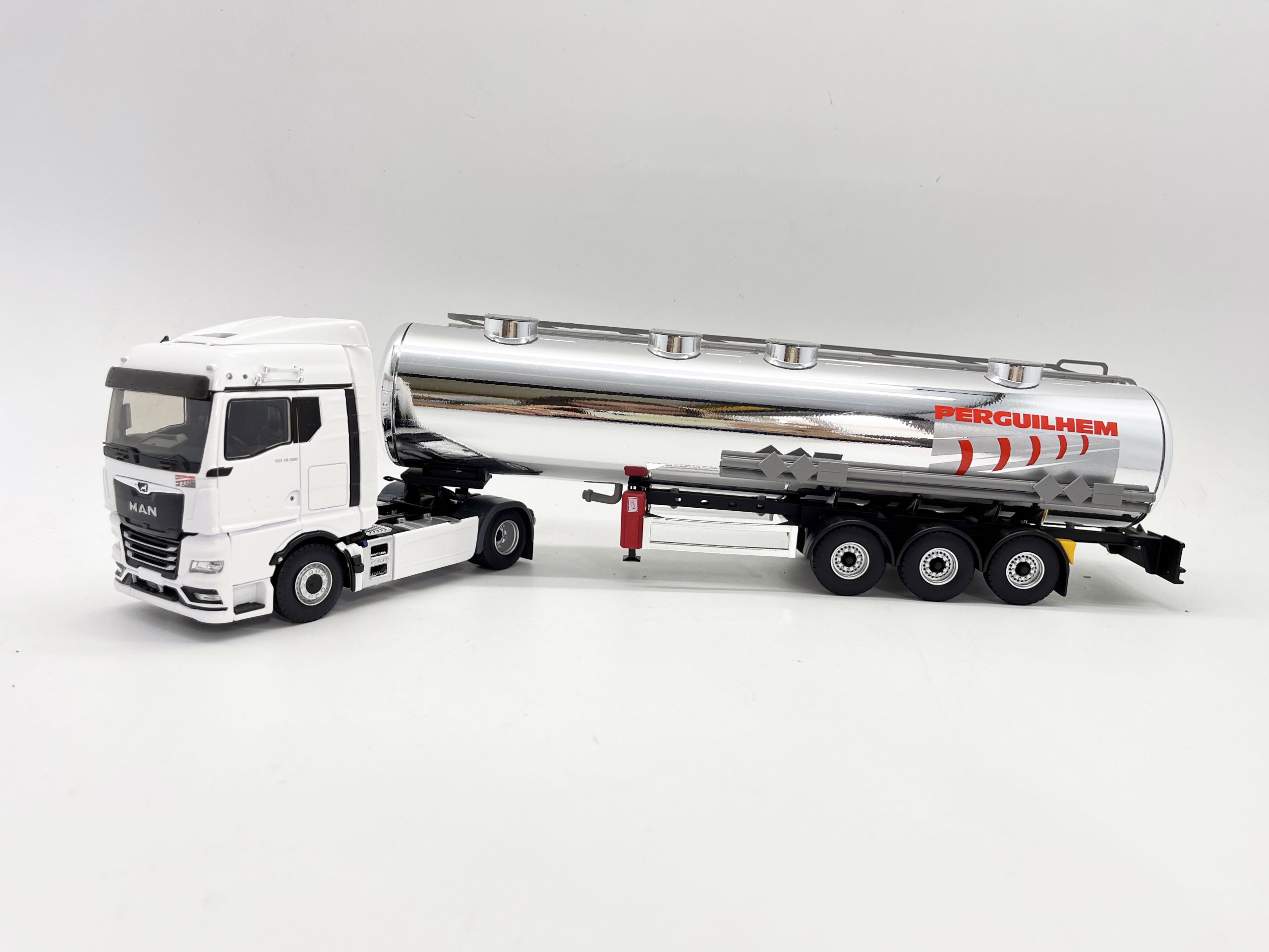MAN TGX GM CITERNE CHIMIQUE CHROMEE TRANSPORTS PERGUILHEM - Eligor